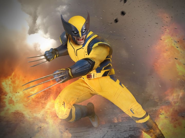 Deadpool & Wolverine One:12 Collective Wolverine (Deluxe Edition) Acti ...