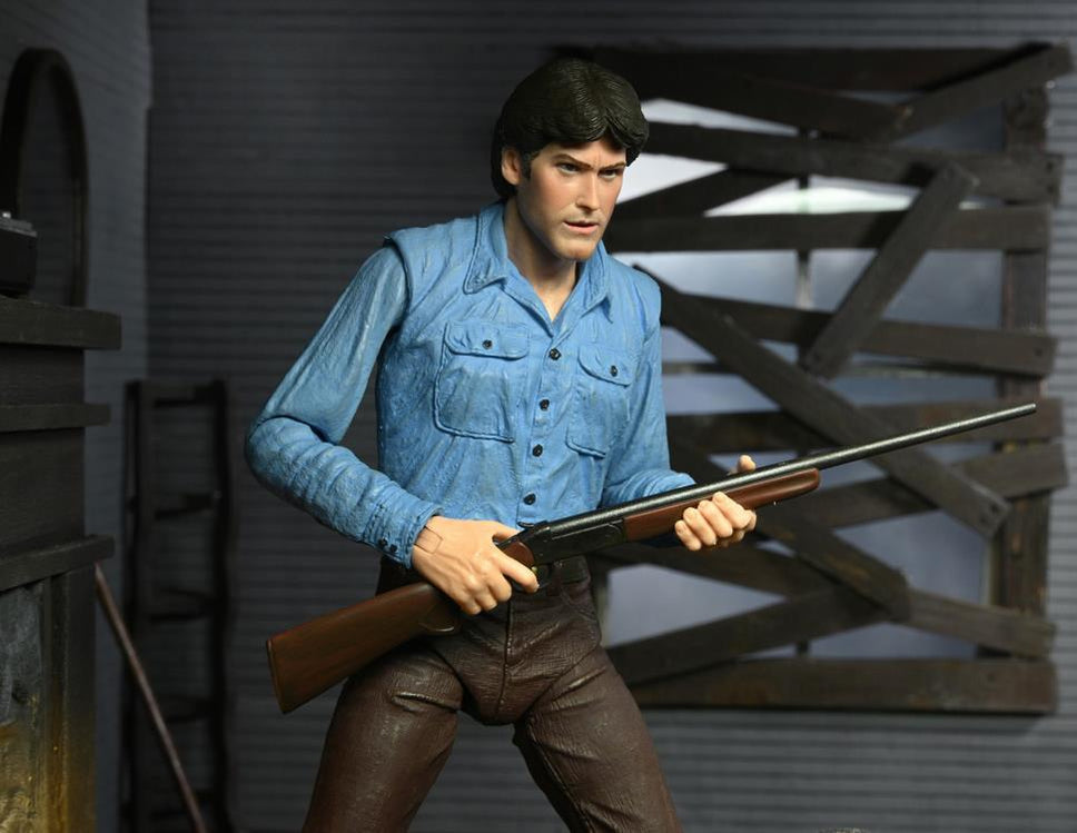 The Evil Dead 40th Anniversary Ultimate Ash Williams Figure (substanda ...