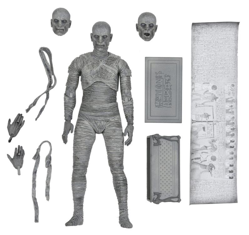 Universal Monsters Ultimate Mummy (Black & White) Figure — Toy Snowman