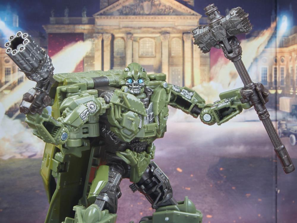 Transformers Studio Series 26 Deluxe WWII Bumblebee | Toy Snowman